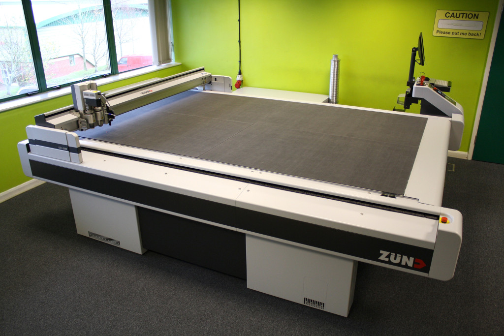 Atlas Packaging praises 'Zünderbar' new Zünd plotting table - Converter ...