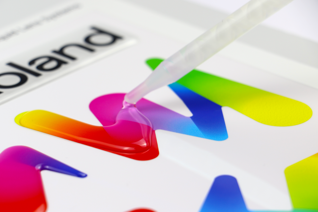 Liquid Lens Adds Roland BN2-20 Printer/Cutter to Domed Resin Printing ...